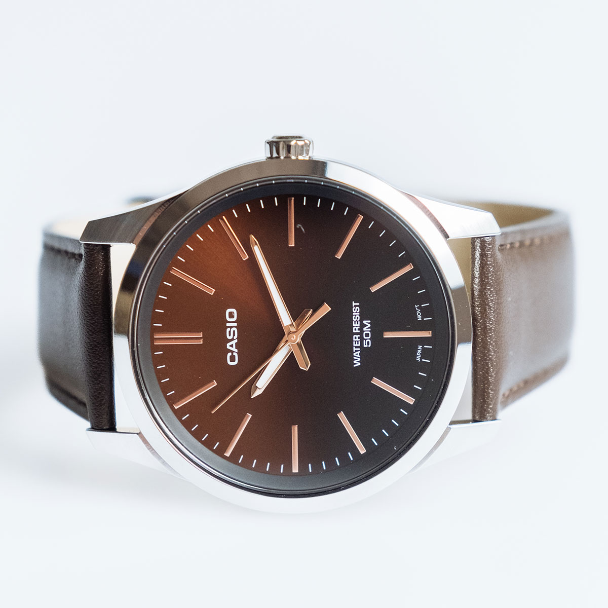 Casio Collection MTP-E180L-5AVEF - Keskisen Kello Oy