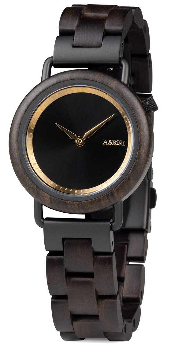 Aarni Saga Eeben musta - Keskisen Kello Oy