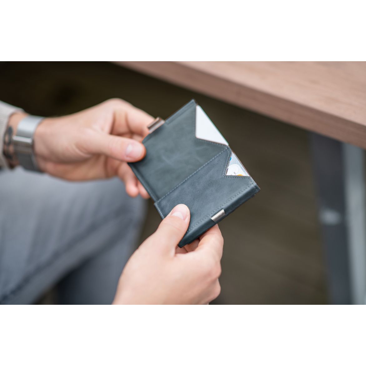 Exentri Multiwallet Blue RFID-suojattu lompakko - Keskisen Kello Oy