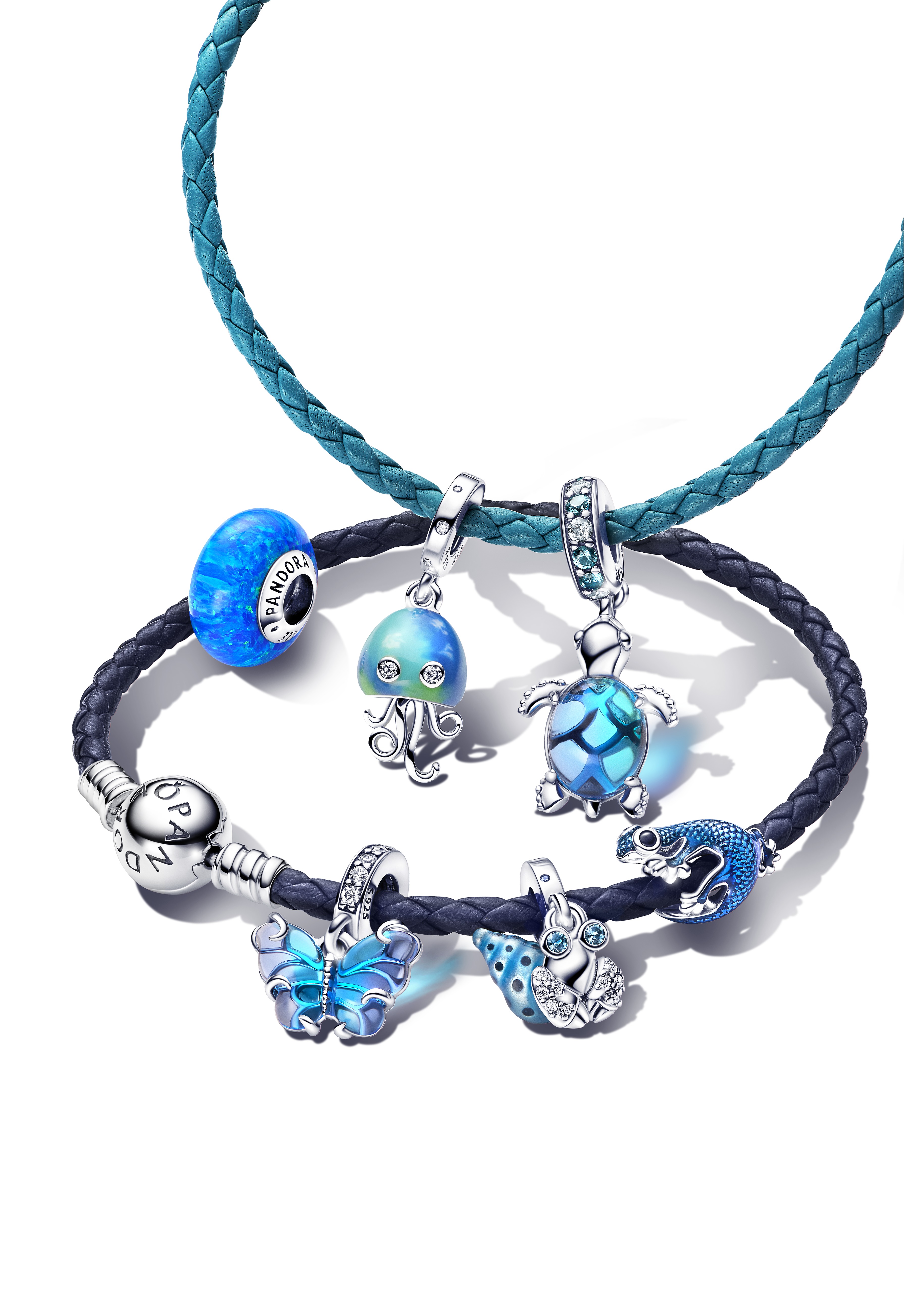 Pandora Moments Metallic Blue Gecko hela 792701C01 - Keskisen Kello Oy