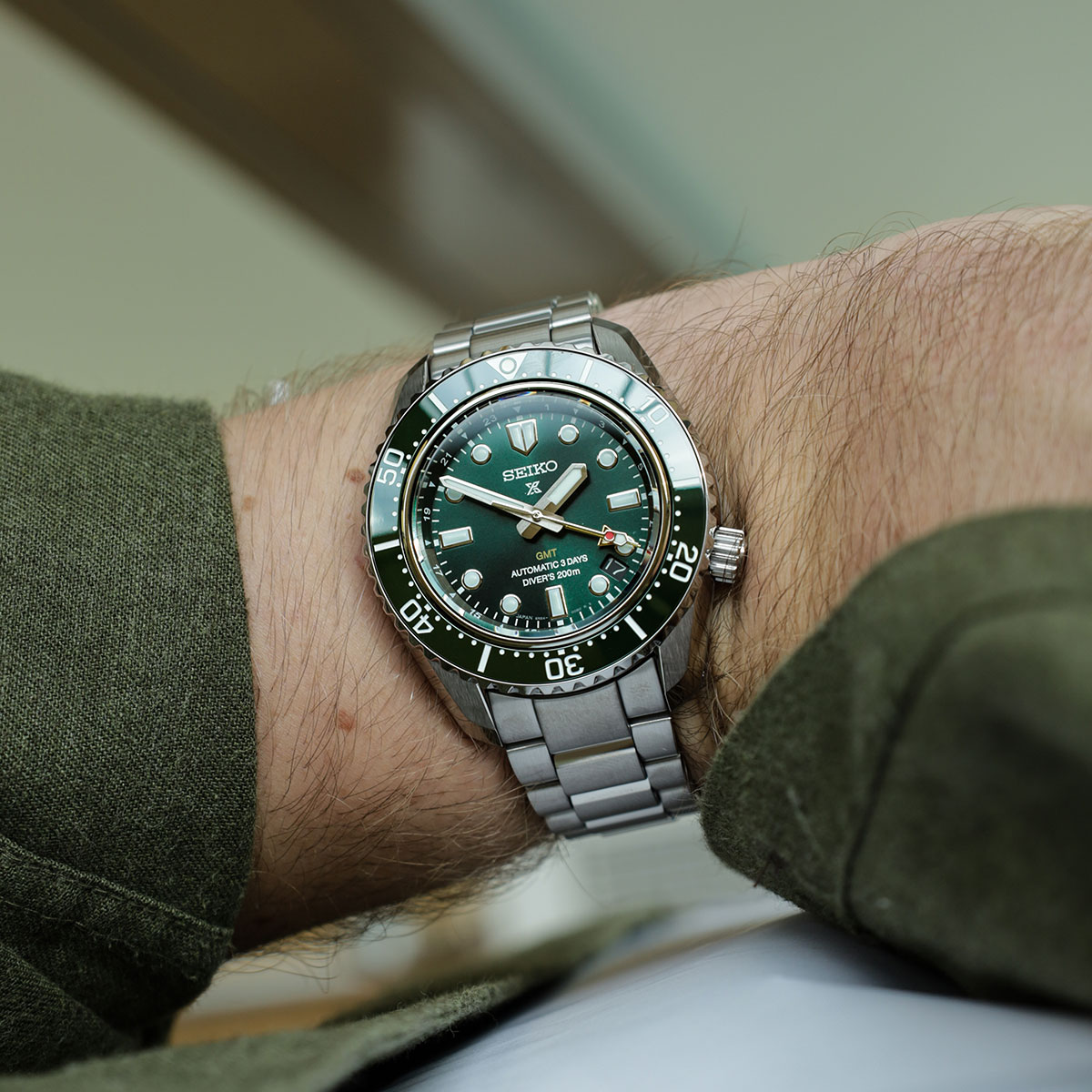 Seiko Prospex Marine Green GMT SPB381J1 - Keskisen Kello Oy